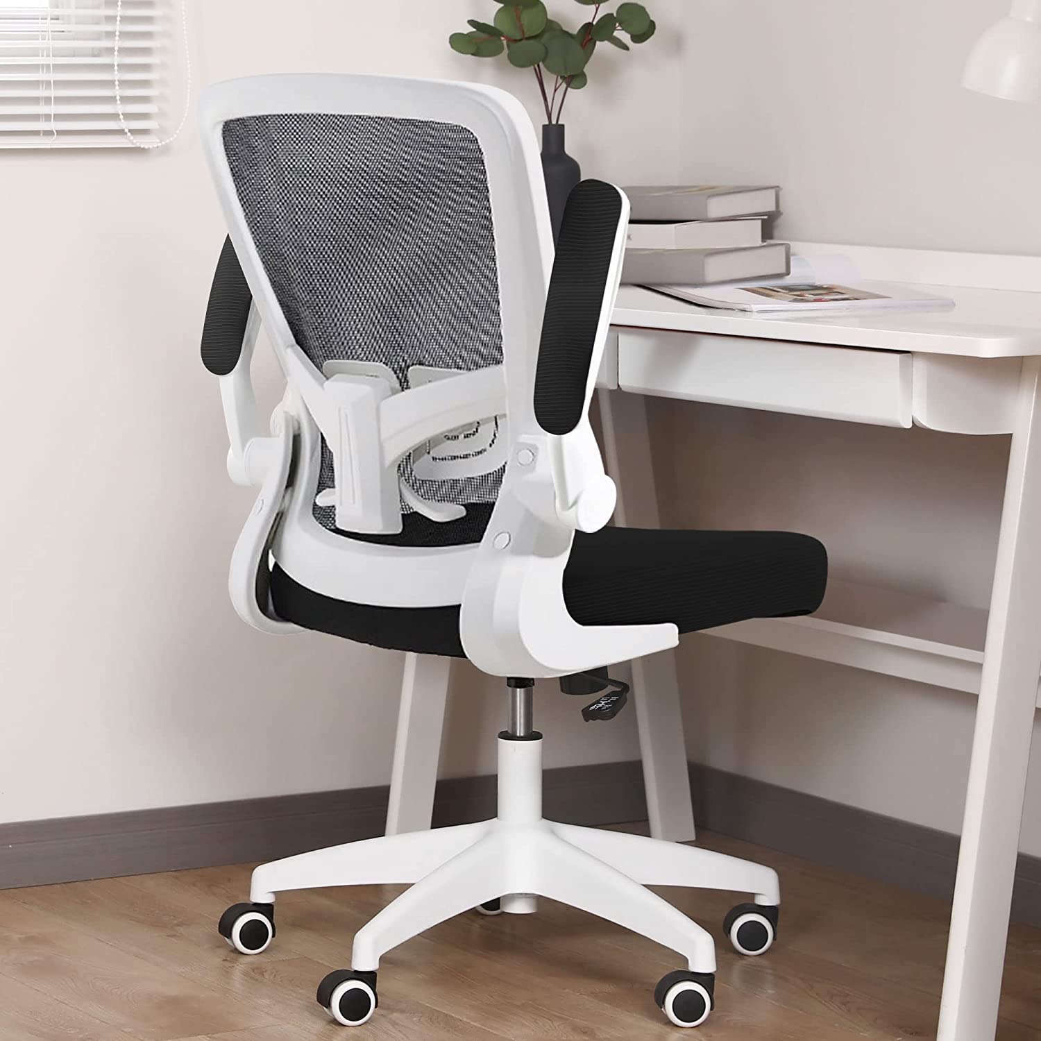15 Best Office Chair for Pregnancy 2024 - Pregnant Ladies